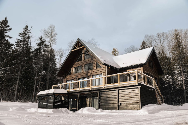 Cozy Cottage + Hot Tub And Fireplace - La Malbaie