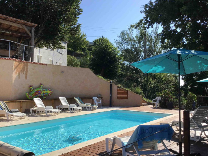 Maison Entière Où Divisible En 4 Appartements - Aléria