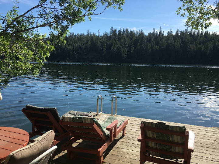 Lake Spokane Retreat House-sleeps 18 - State of Washington