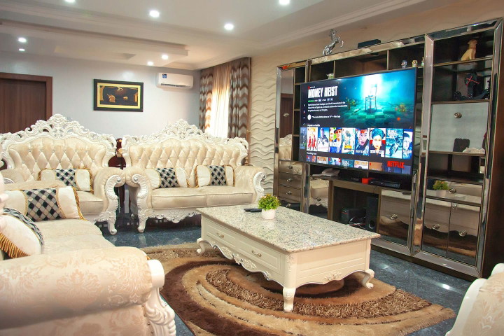 Maison Avec Chef Privé, Petit Déjeuner Gratuit, Starlink - Nigeria