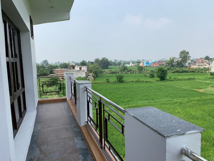 Divine, 3 Bedroom Home Stay With Terrace - Haridwar