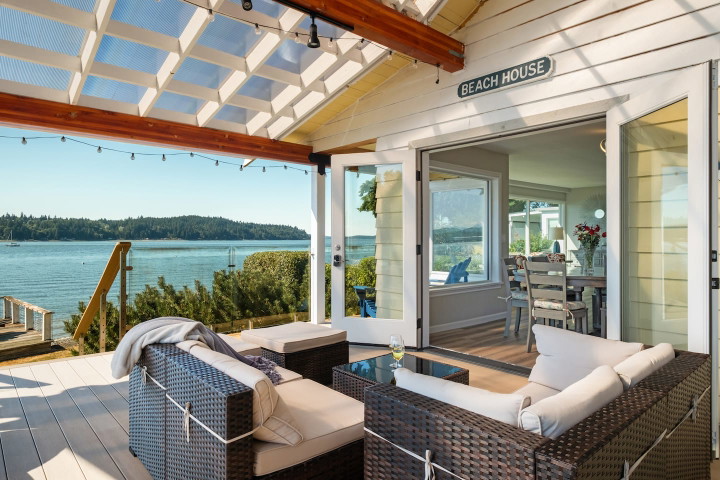 Panoramic Sea & Mt. View Retreat - Silverdale, WA
