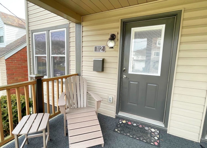 Youngwood/greensburg, W Garage! - Pennsylvania