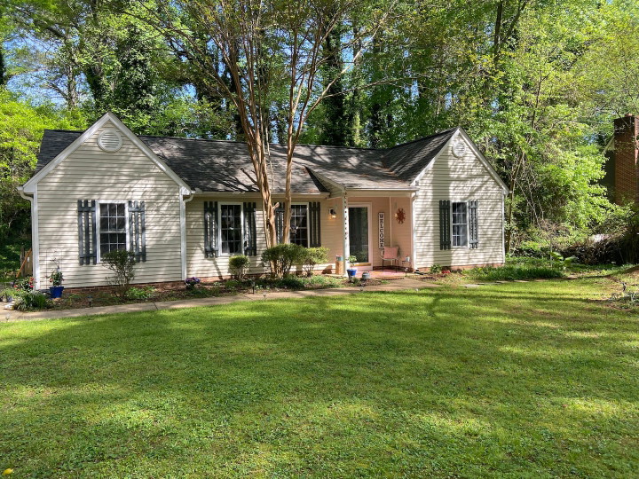 Newly Renovated Home Minutes From Clemson Campus - Clemson, SC