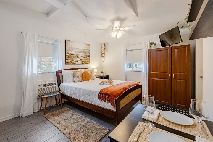 Cozy Boho Studio  Flexible Check-in | Mco 10 Min - Orlando