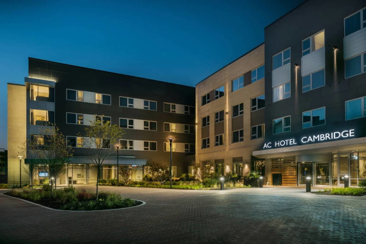 Close To Harvard University + Pool. Lounge. Gym. - Massachusetts