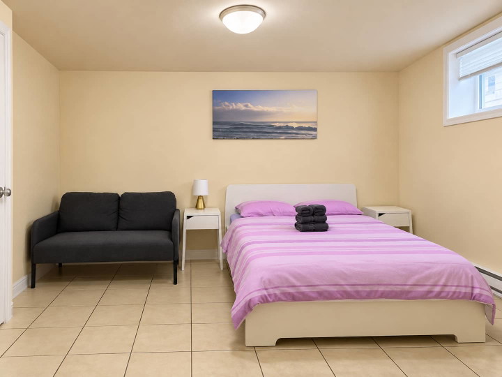 Cozy 3br Basement | Uofc & Sait | C-train - Calgary