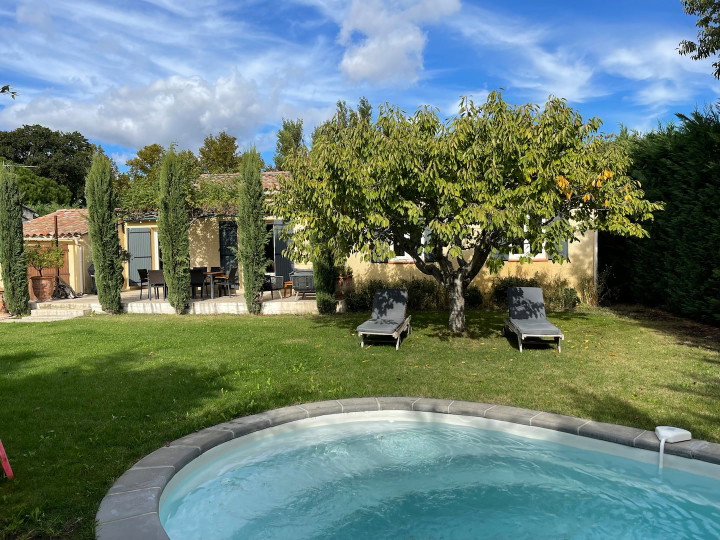 Villa Pool Near Avignon - Vaucluse