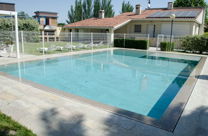 Villa Con Piscina En Tudela - Tudela