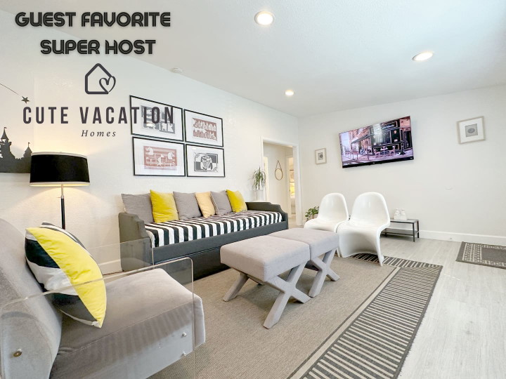 Luxury Orange County Home Sleep 10 - Buena Park, CA