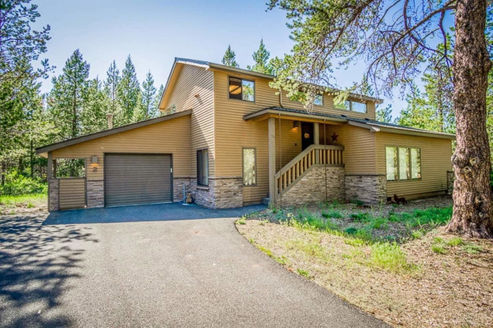 Cozy Sunriver Home W/ Ac, Fireplace, Hottub, 8 Sharc Passes, Outdoor Heaven - Sunriver, OR
