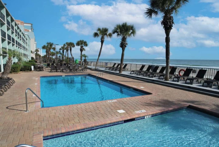 Oceantfront Retreat | 4 Chic Units | Free Parking - Myrtle Beach, SC