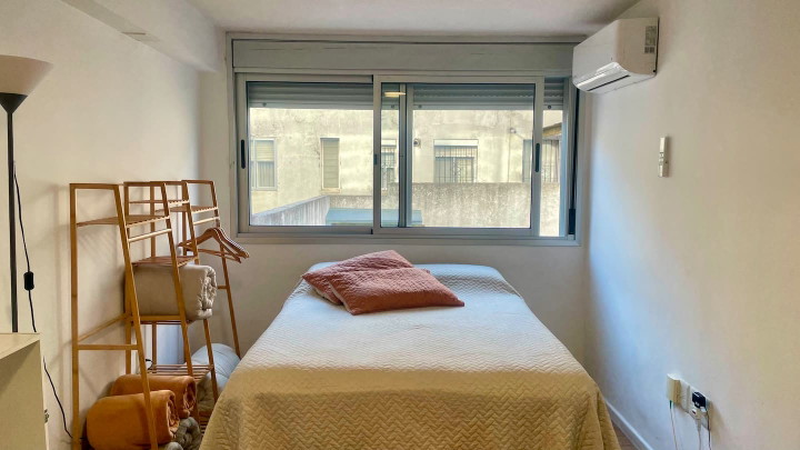 Apartamento Céntrico Nuevo Para 3, Bien Ubicado! - Uruguay
