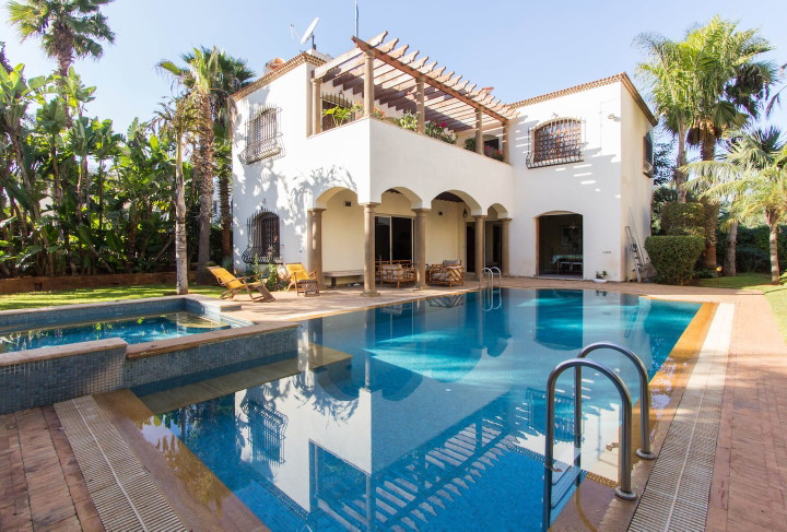 Villa With Pool, Panoramic View - Casablanca, Maroc