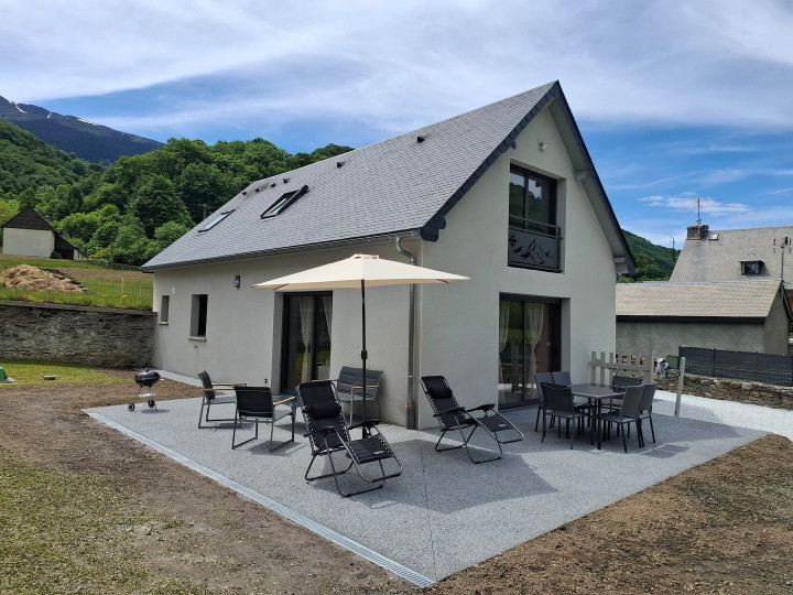 Eth Cocon De Mimi, Maison Neuve Vu Sur La Montagne - Campan