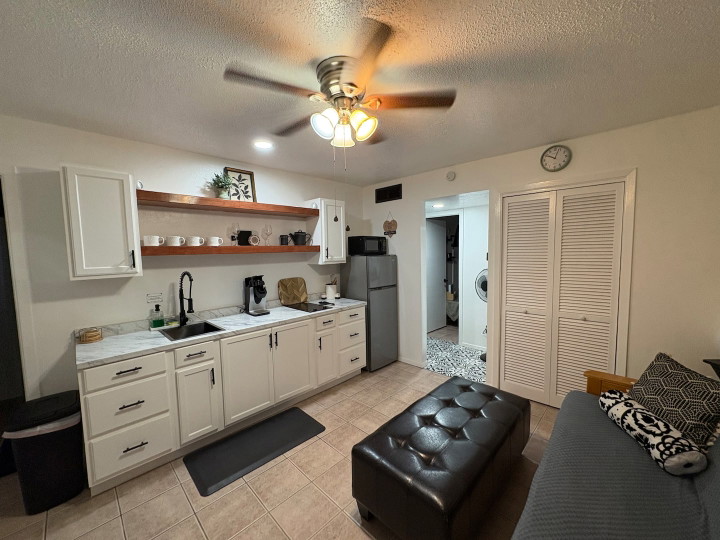 The Calm Landing - Private Stay 5 Min From Airport - El Paso, TX