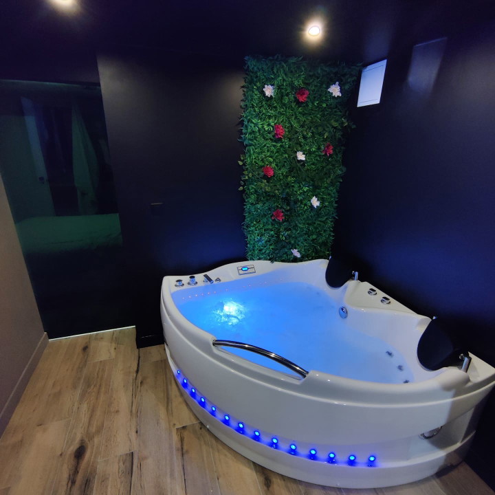 Suite Cosy Avec Jacuzzi - Brétigny-sur-Orge