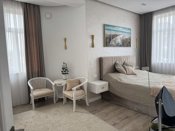 Cozy Apartment In City Center - Tajikistan