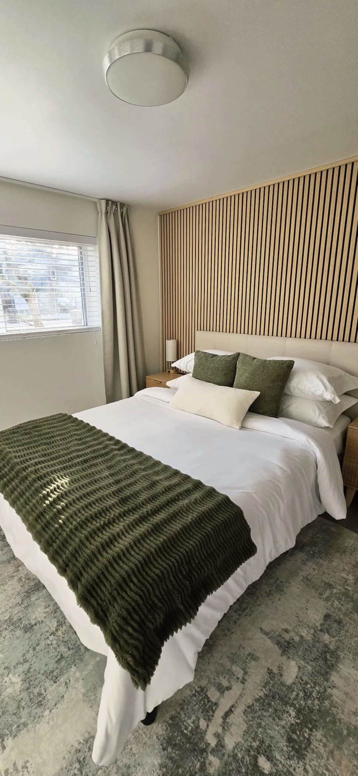 Green Retreat | Quiet 2br | Free Parking - Coquitlam