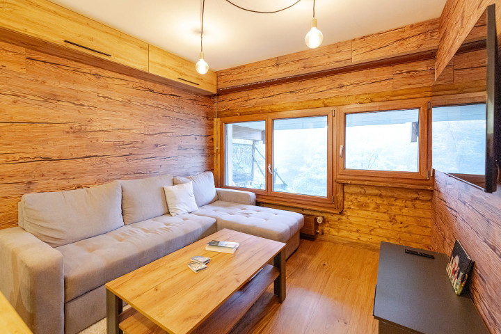Charmant Appartement Rénové Au Calme - Zinal