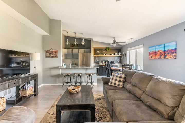 Country Club Condo (King Bed/coffee Bar) - Flagstaff