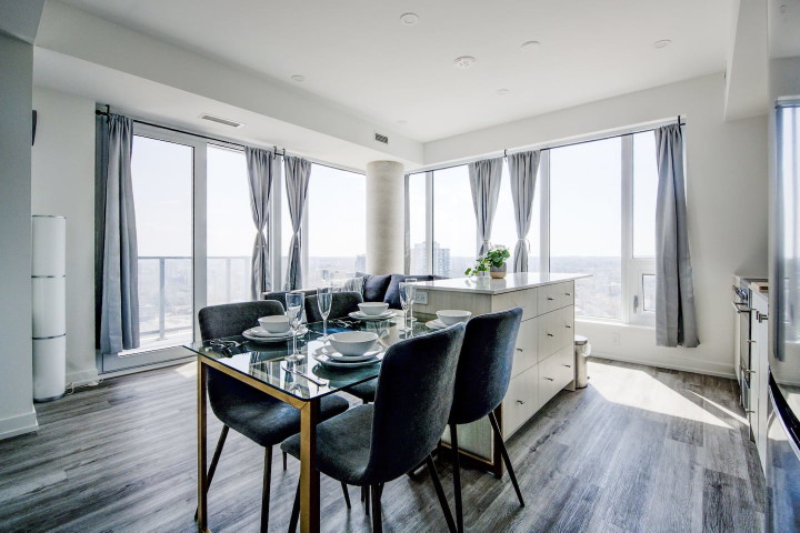 Open Concept W/ City Views - Kitchener