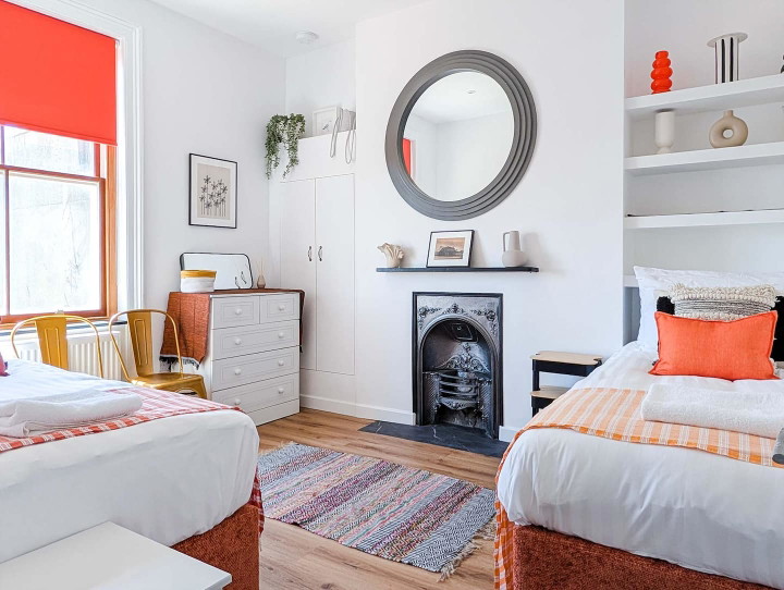 Buckingham House | Garden | By Brighton Holiday Le - Brighton