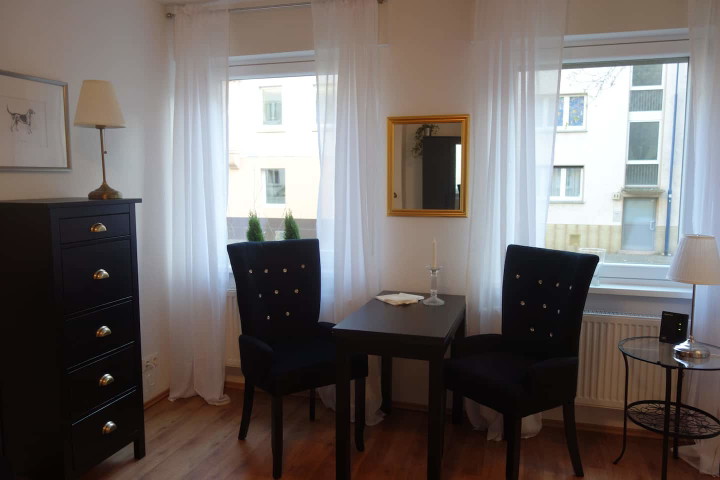 Stylish 1-room Apartment Near Frankfurt City Limits - Offenbach