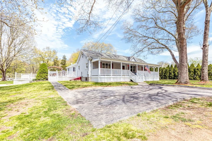 Charlestown Friend/family Oasis - Charlestown, RI