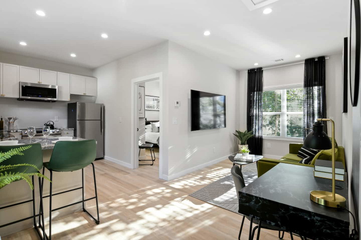Green Garage Loft Atl -1b/1ba-1mi To Mercedes Benz - Atlanta, GA