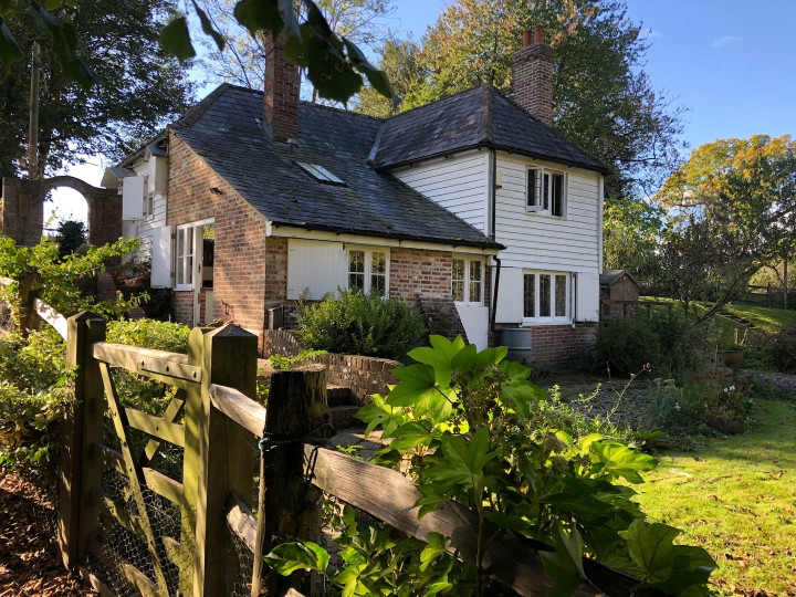 Stream Cottage A Peaceful, Idyllic Hideaway. - Kent