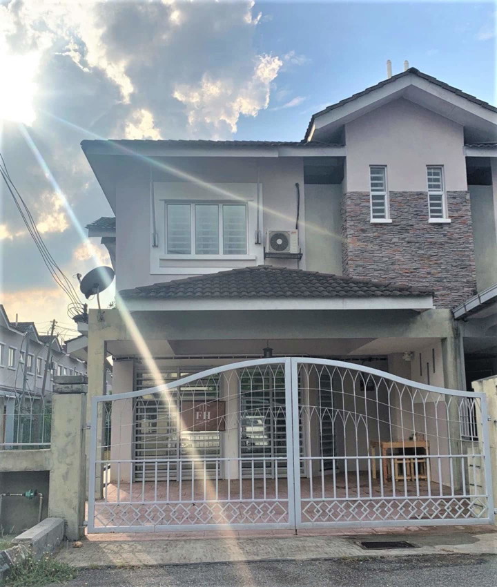 Fatimah Homestay Antara Gapi - Batang Kali