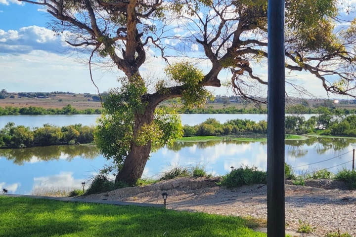Lagoon House - Tailem Bend