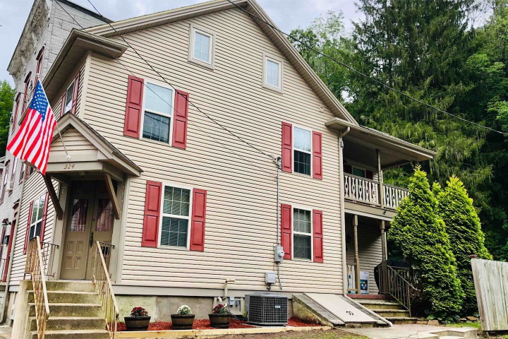 West Broadway With Private Parking! - Palmerton, PA