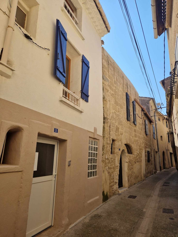 Maison De Ville à Proximité Des Commodités - Pézenas
