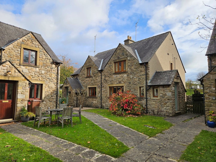 2 Bed Cottage Ingleton - Ingleton