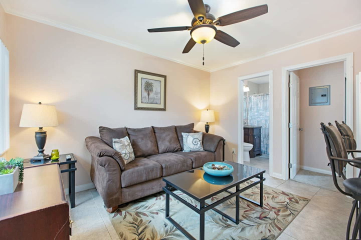 Pb Beachside Apartment With Parking Included - Mission Bay, CA