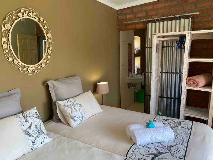 Sunny Apartment With 2 Balconies - Windhoek
