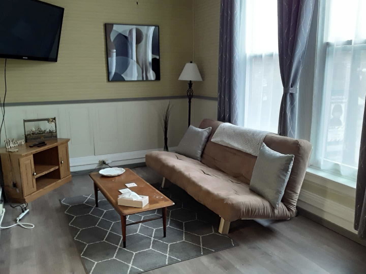 Pinciaro Properties Main Street Airbnb - Bradford, PA