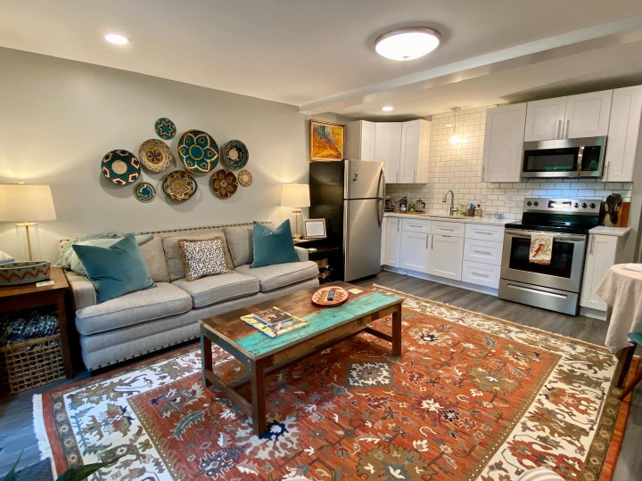 Artsy Apartment, Walk To W. Asheville - Asheville, NC