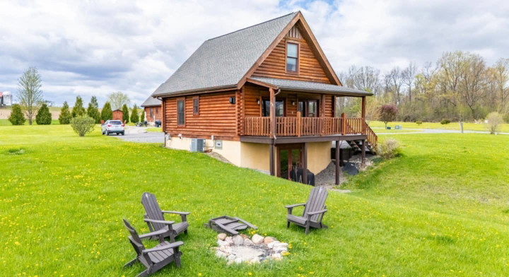 Conesus Log Cabin [Bella Vista Cottages] - Geneva, NY