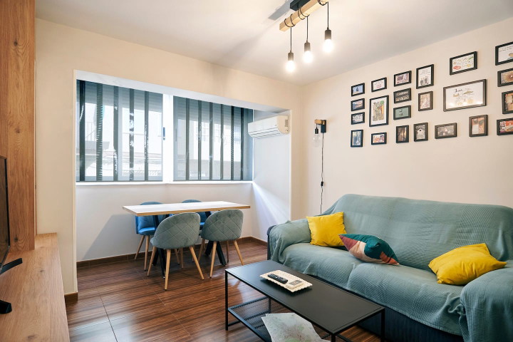 The Clock Tower Apartment - Jaén, Spain