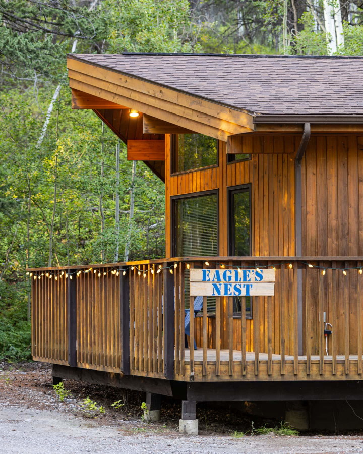 Crowsnest River Chalet - Eagle - Blairmore