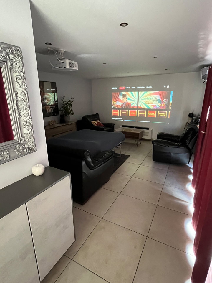 Dépendance éQuipée Avec Sa Terrasse Privative - Neuville-sur-Saône