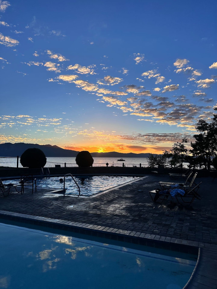 Mauna Lua-lake Front Resort Property-private Beach - South Lake Tahoe, CA