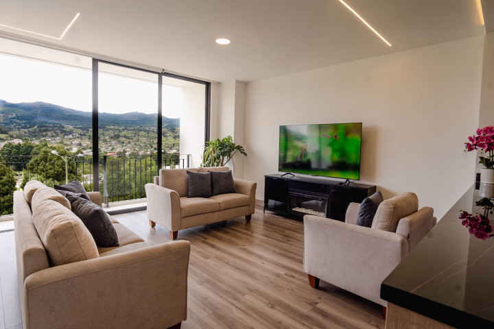 Luxury Apt | 5 Min From Utpl | 15 Min Downtown - Zamora Chinchipe
