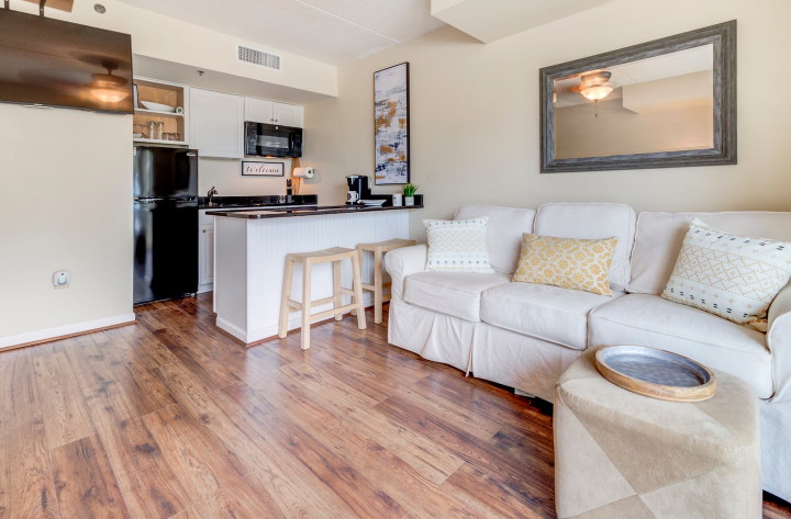 Private Downtown Riverview Condo | Free Parking - Wilmington, NC