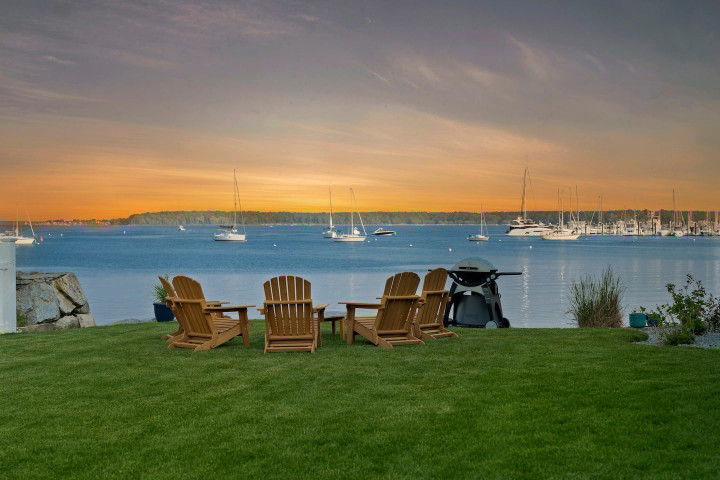 Captains Quarters  Waterfront Stay Near Newport - Warwick, RI