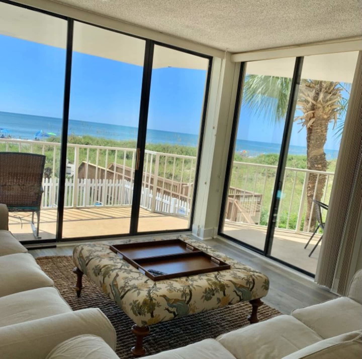 Renovated, Direct Oceanfront! 3 Br/3 Full Bth - South Carolina