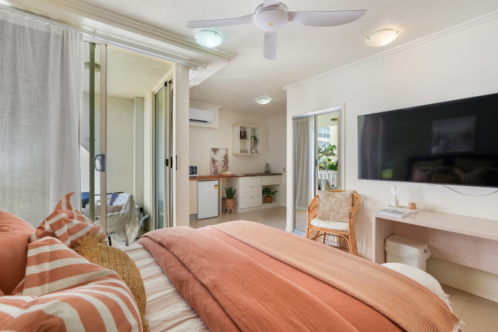 Luxurious City Centre Studio - Space & Style - Cairns